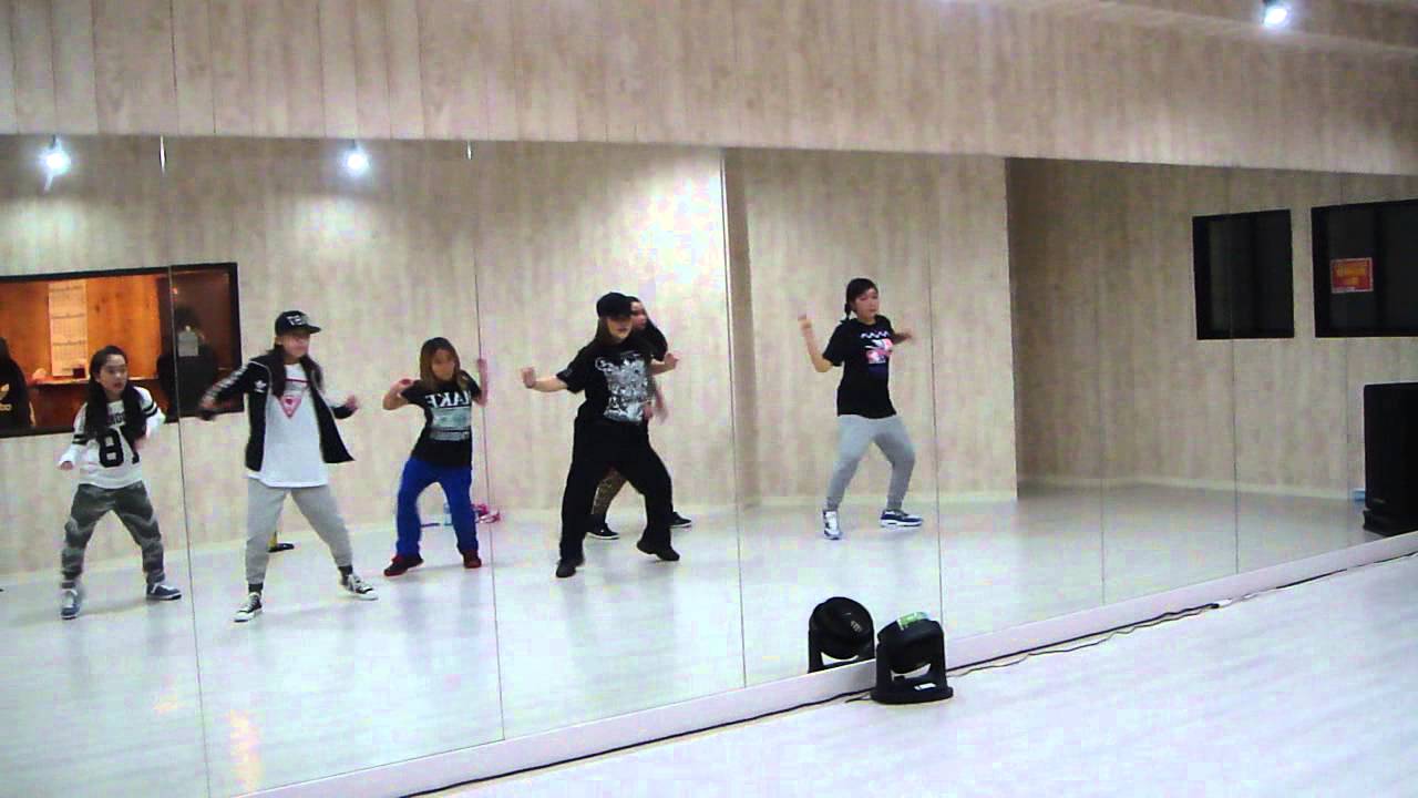 愛香 / SHAKE DANCE STUDIO - YouTube