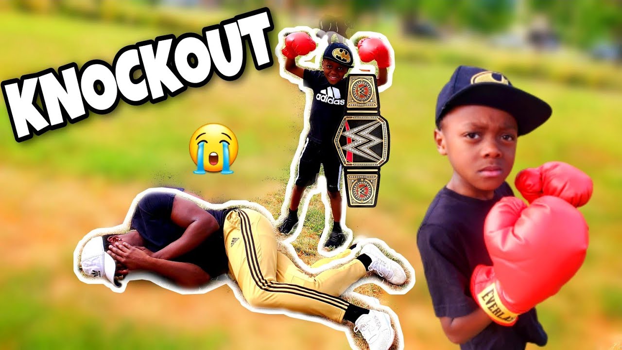 5 YEAR OLD KNOCKS HIS DAD OUT WHILE BOXING!! - YouTube