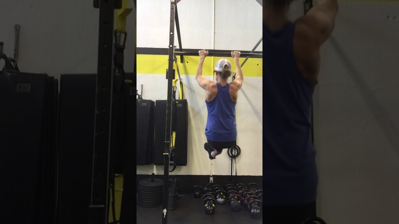 L-Sit Pull-Ups - YouTube