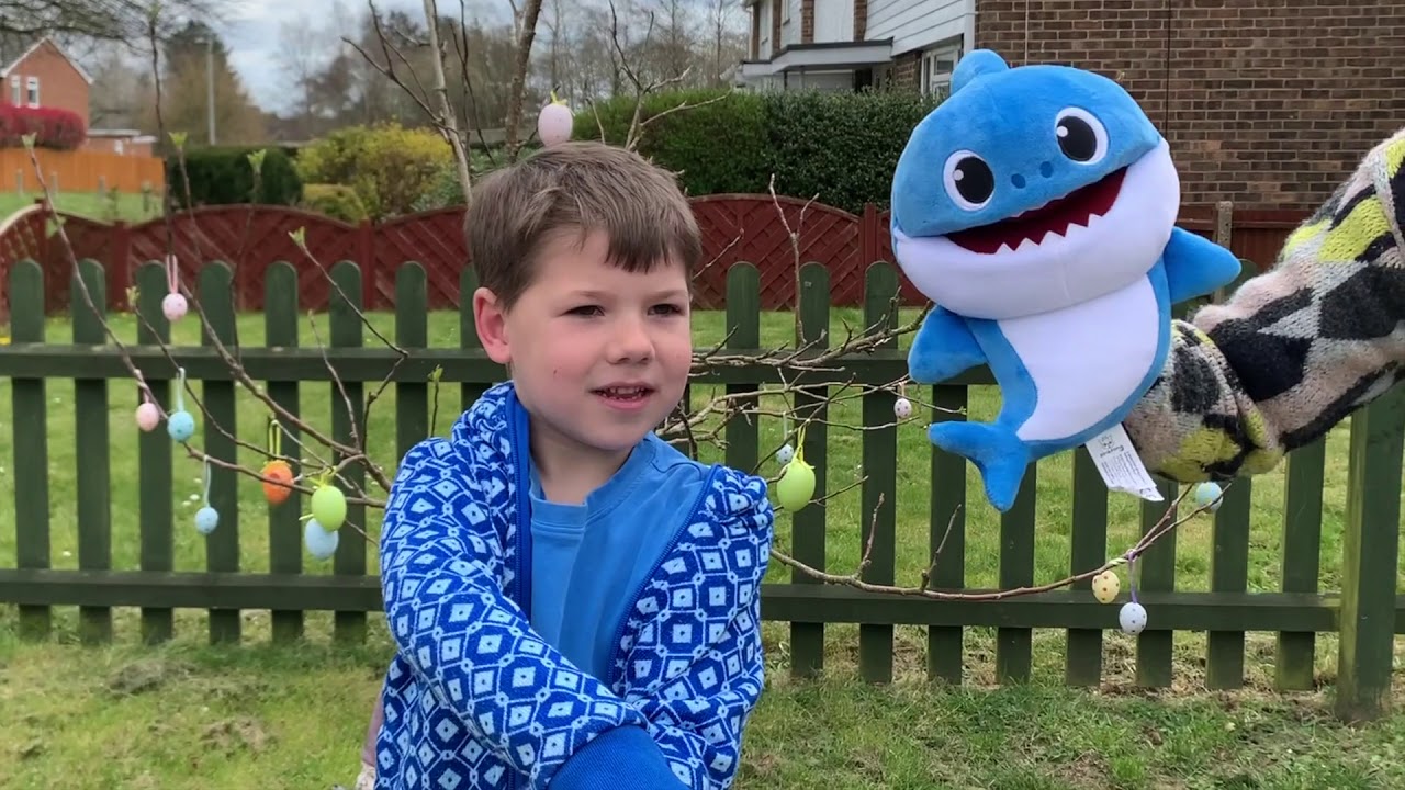 Sebby dancing with the Baby Shark Puppet - YouTube