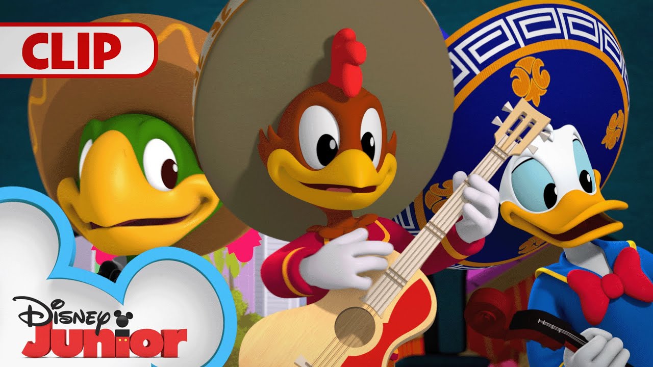 Día de Los Muertos 🎺🎶 | Mickey Mouse Funhouse | @disneyjr - YouTube