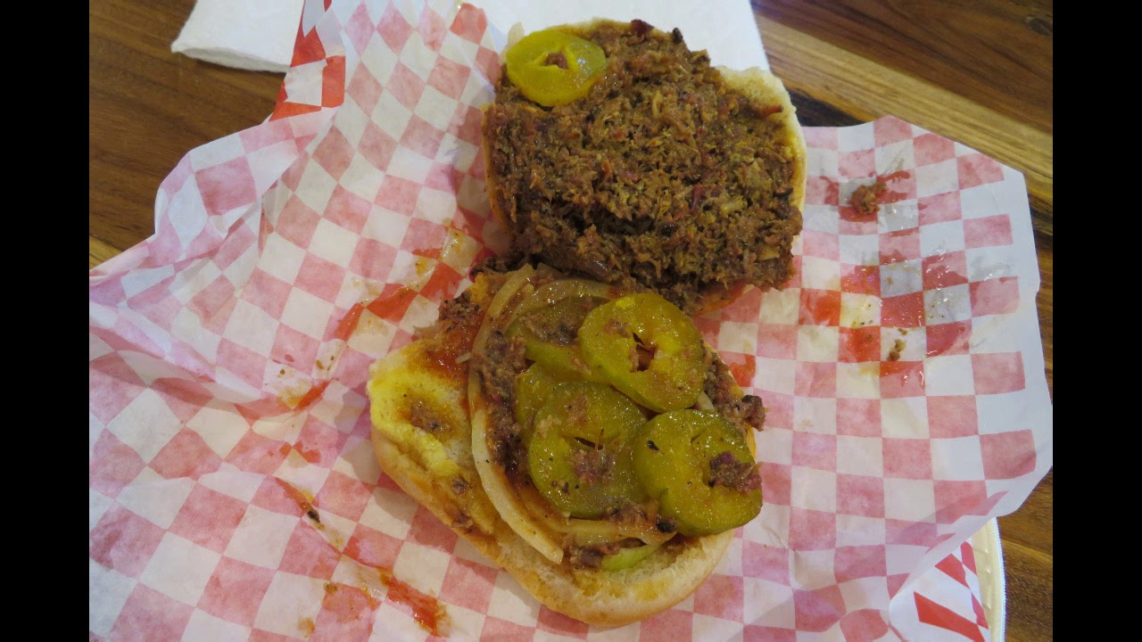 Prasek's Hillje Smokehouse in Sealy Texas - YouTube