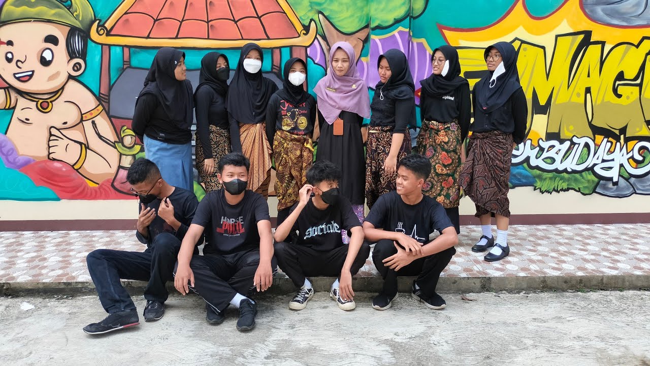 VIdeo Dokumenter BTS (Behind The Scene) Project P5 Kelompok 6 XE9 - YouTube