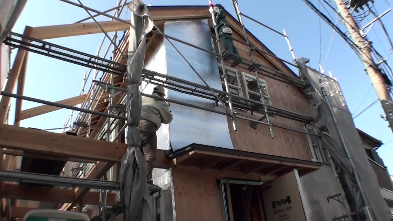 エコ住宅の建て方 ASTRO-FOILで70%の遮断熱 - YouTube