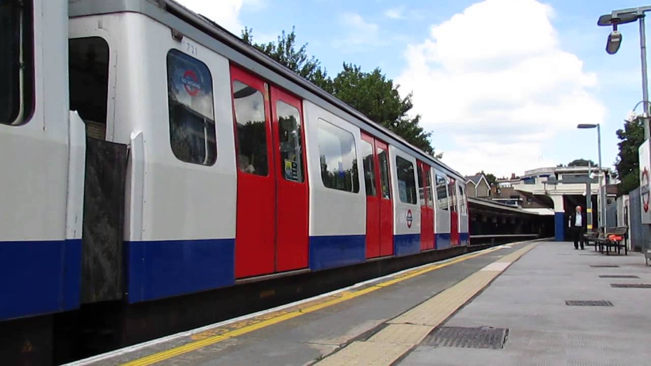 The last C stock departs Ealing Common - YouTube