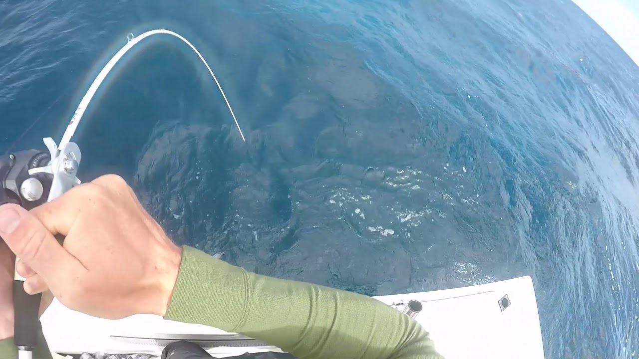 Popping / Jigging Fraser Island in Polycraft - YouTube