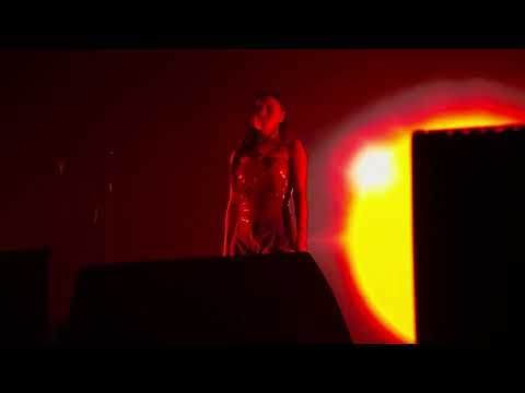 HWASA ‘LMM’ live tour [Twits] in Chicago 화사 250403 4K