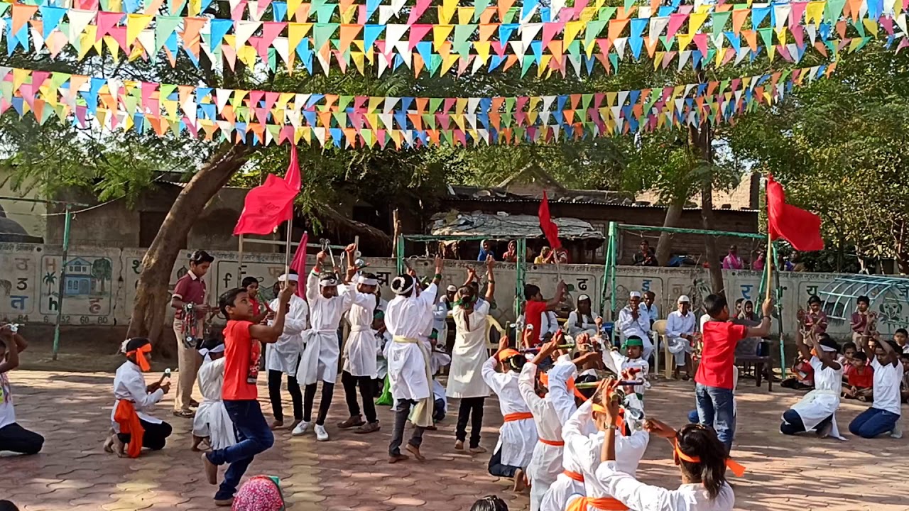 Lezim, शिवबा राजा बसला घोड्यावरी - YouTube