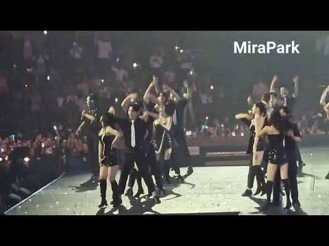 Psy Gangnam Style fancam Mcountdown Paris 15102023