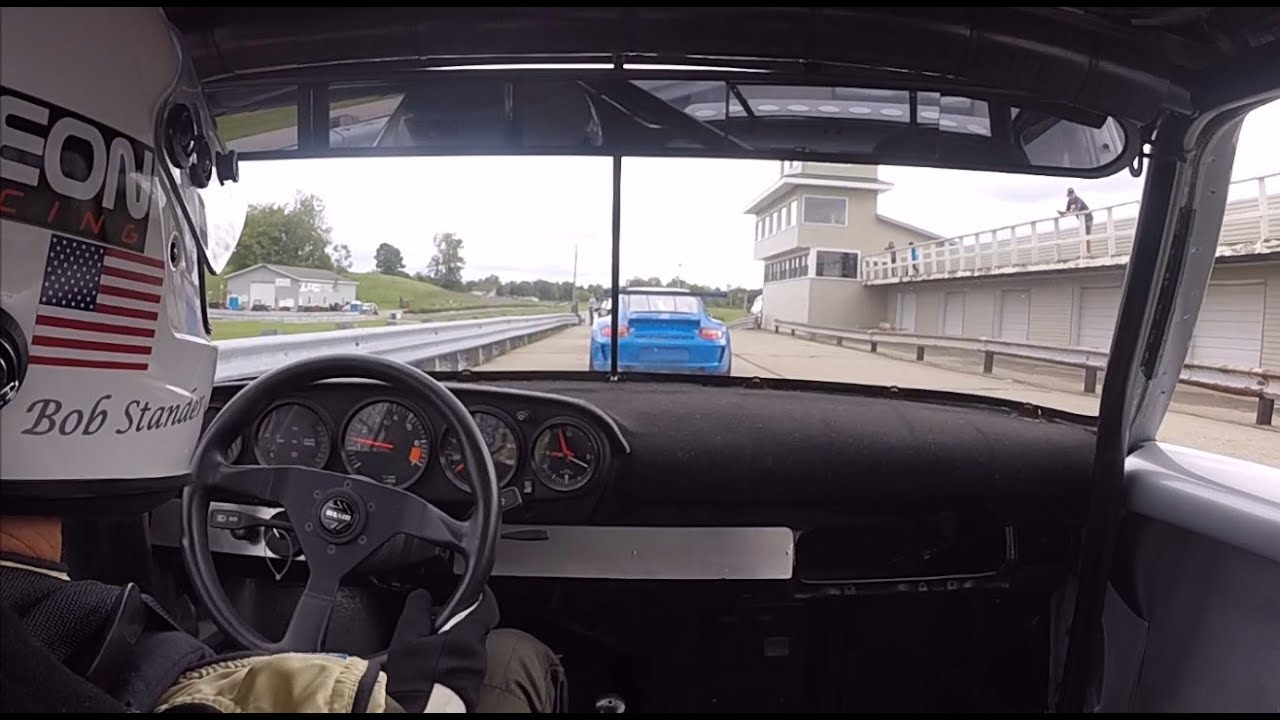 911 Idling in cockpit then warmup lap - YouTube