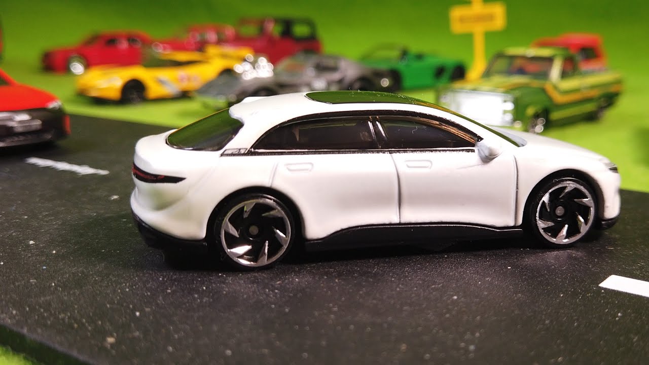 Unboxing Cool Cars: Lucid Air - YouTube