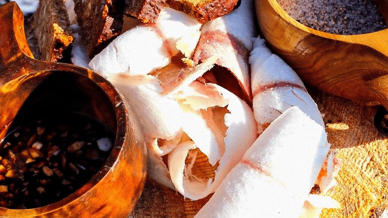 Wild cuisine - FISH STROGANINA | BUSHCRAFT COOKING - FROZEN FISH - YouTube