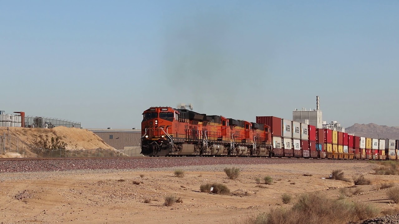 BNSF 3984 ET44C4 9 19 2018 Thorn, Victorville Ron Diczhazy - YouTube