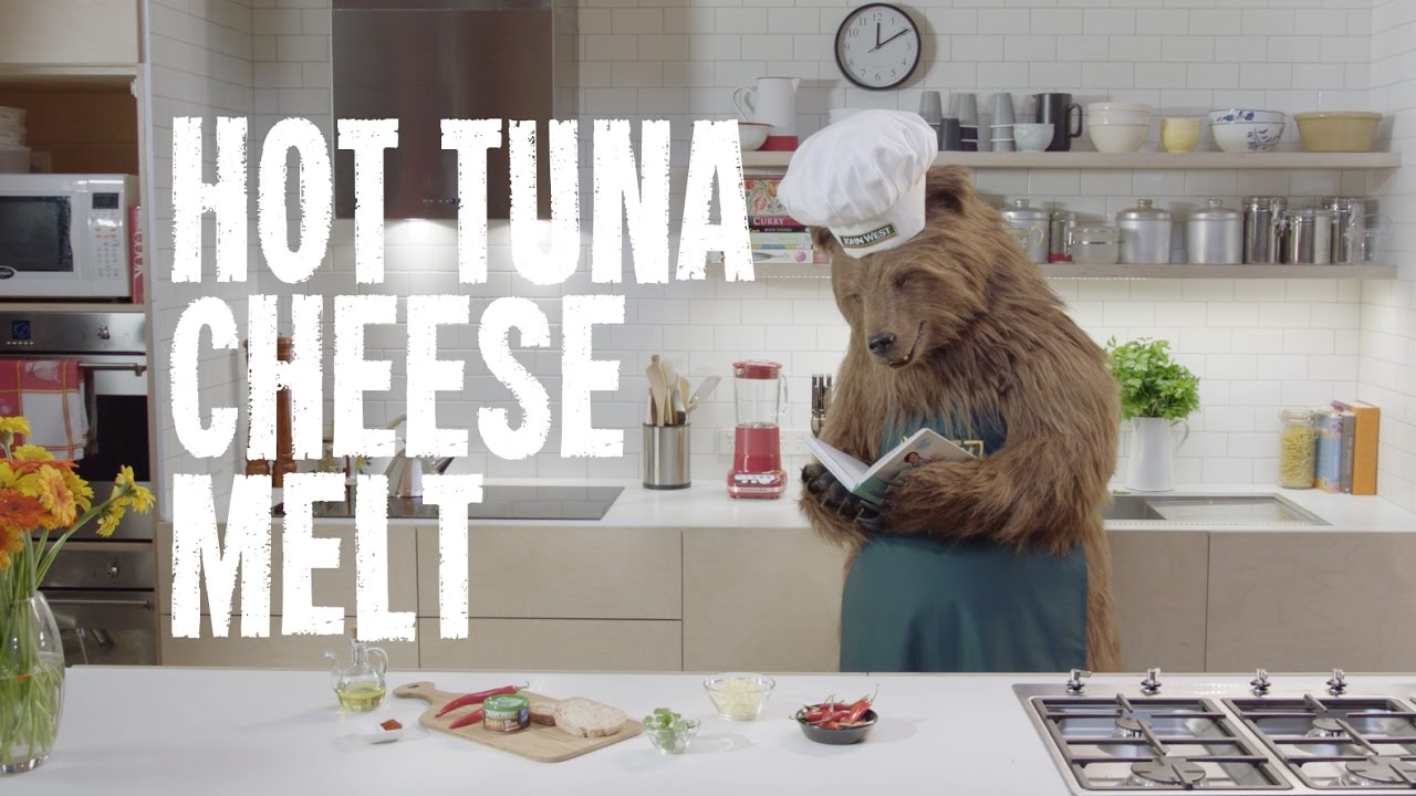 John West - Animatronic Bear Cooking Demonstration - YouTube