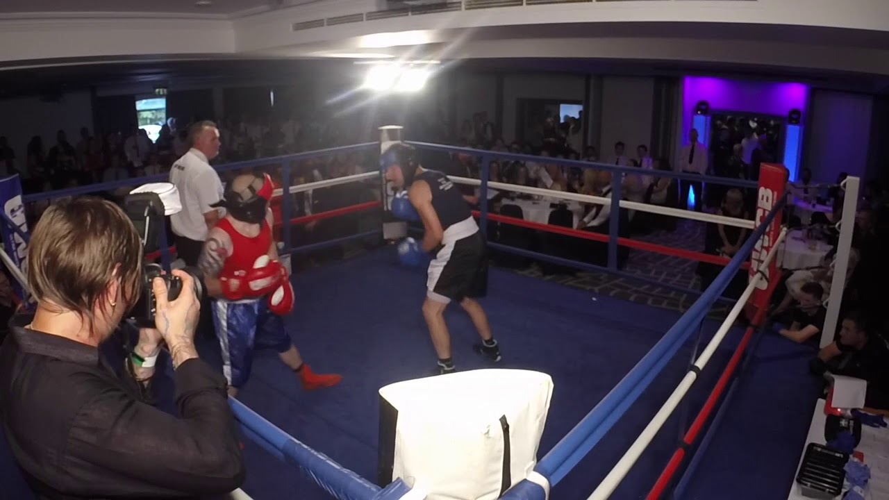 Ultra White Collar Boxing | Nottingham | David Walpole VS Matt Godby ...