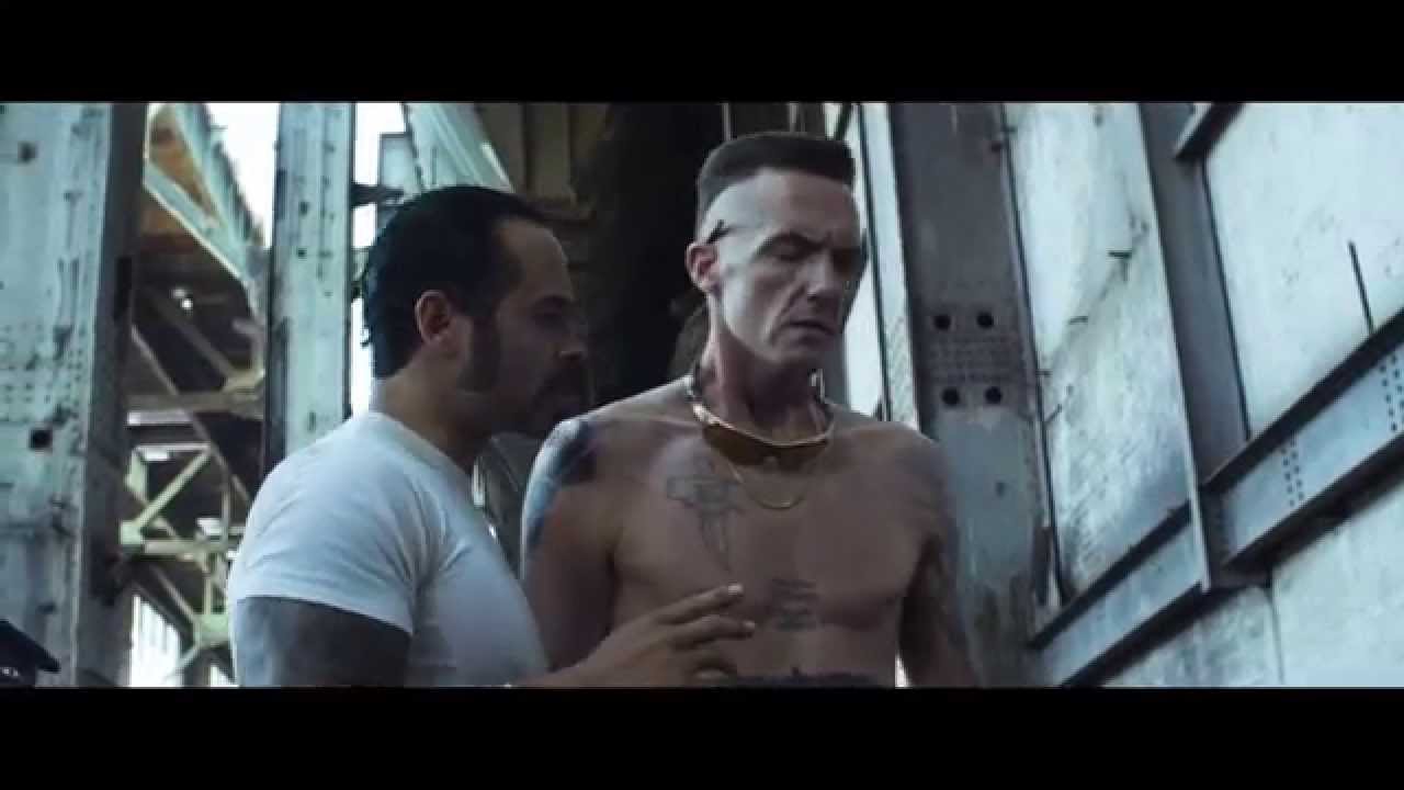 CHAPPIE Film Clip - "Real Gangsters" - HD - YouTube