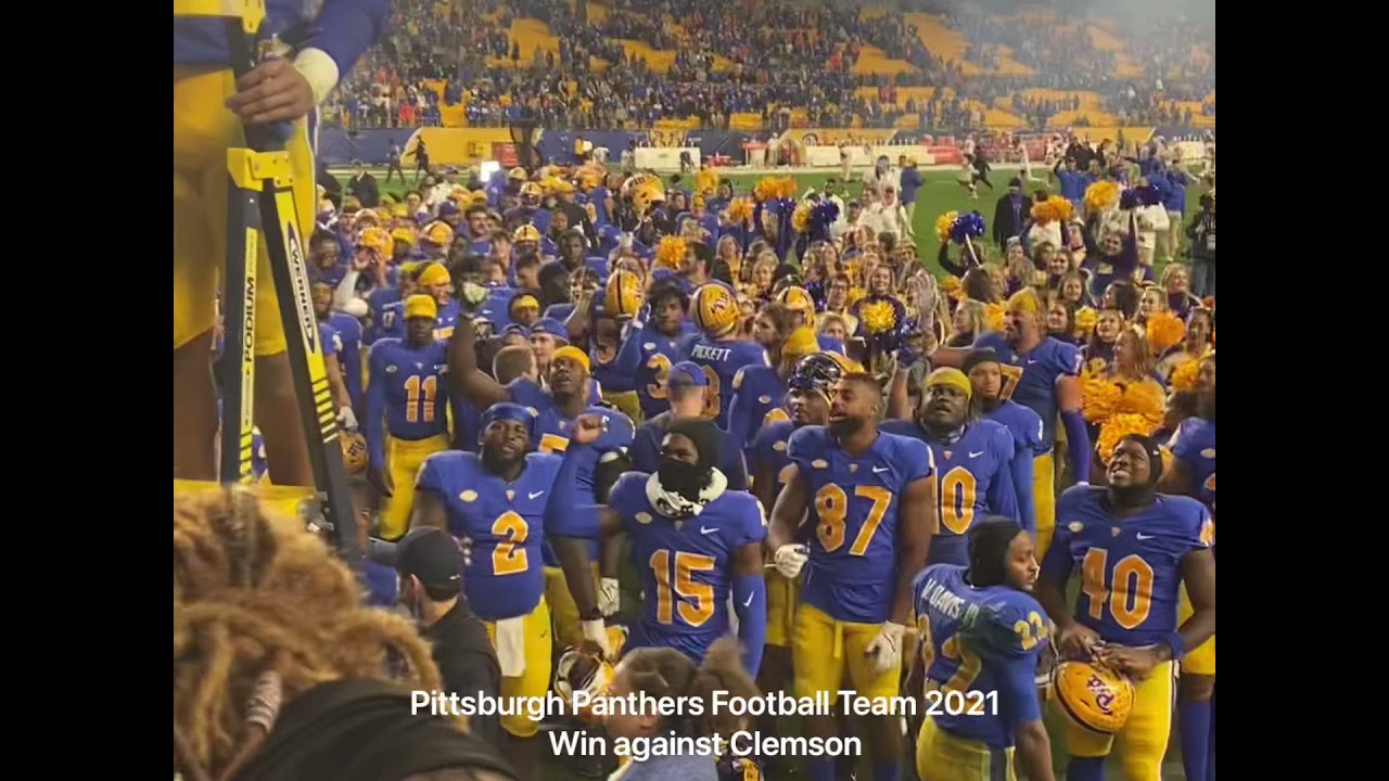 Pittsburgh Panthers Singing their FIGHT SONG After Beating Clemson 10 ...