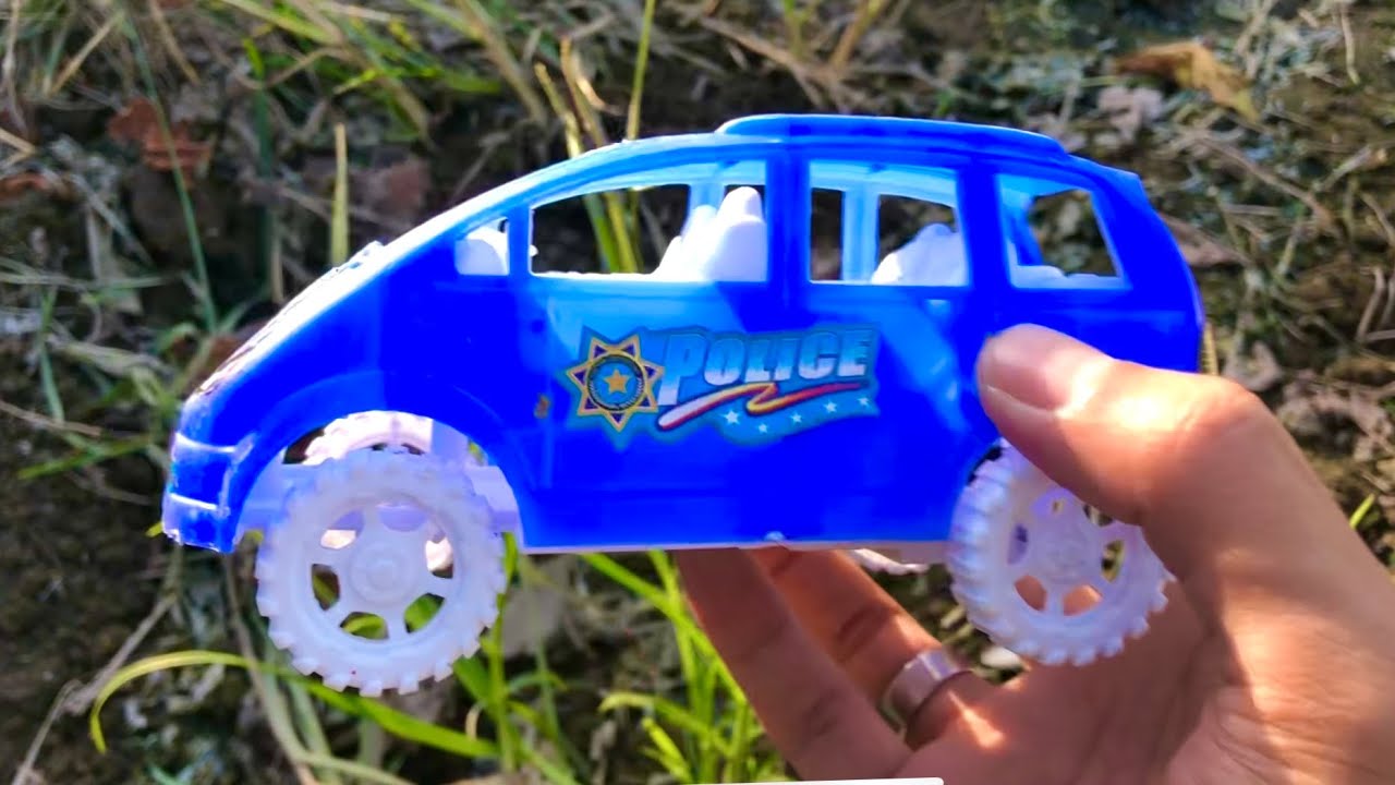 Mencari Mainan Mobil Mobilan Perang, Pesawat, Boneka Ultramen, Mobil ...