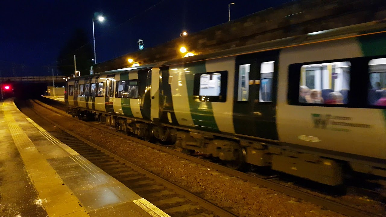 Ex Transpennine Express Class 350 at Motherwell Station Glasgow - YouTube