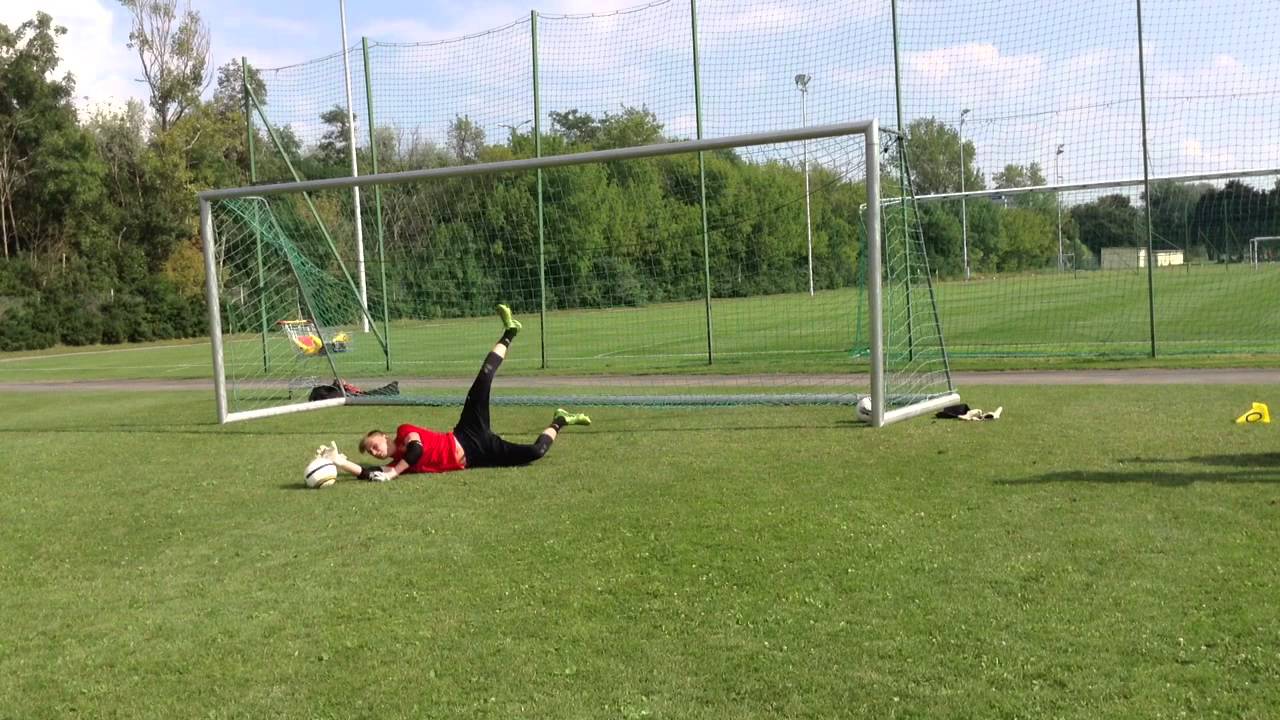 KEEPERtraining Flanke mit Torschuss - YouTube