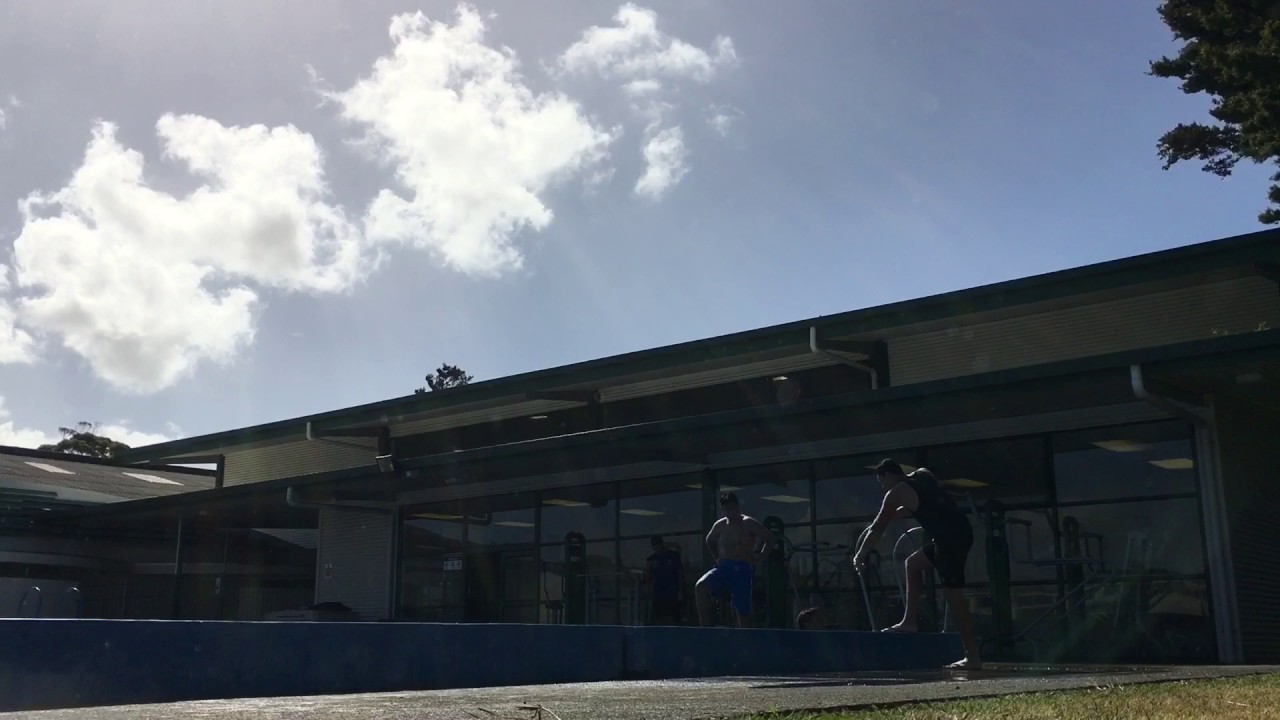 MANU BOMBS NZ - YouTube