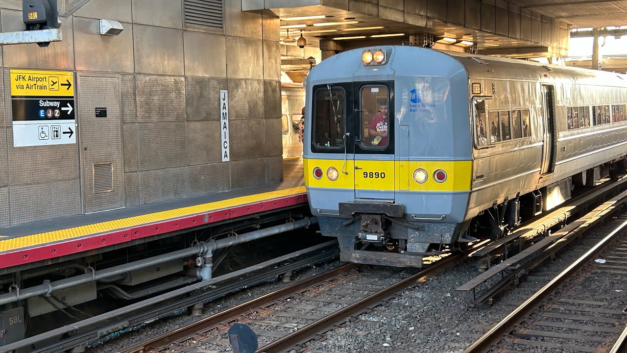 MTA LIRR: Budd M3 Eastbound Train (To Freeport) Departing Jamaica ...