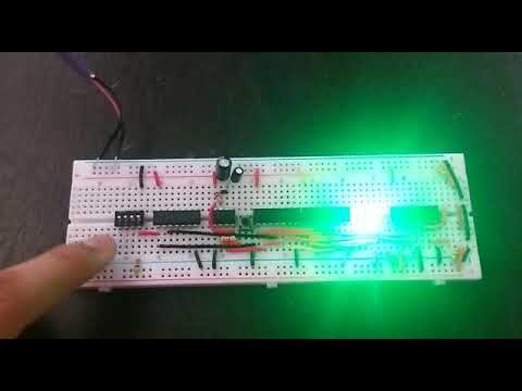 FLIP FLOP TIPO D CON COMPUERTAS - YouTube