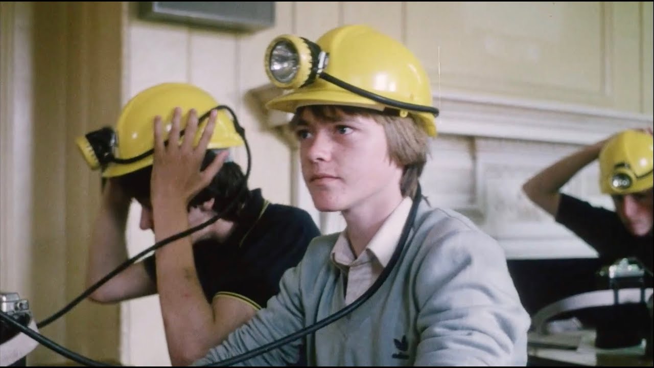 Bruton Music – Mining (1981) | Music Video - YouTube