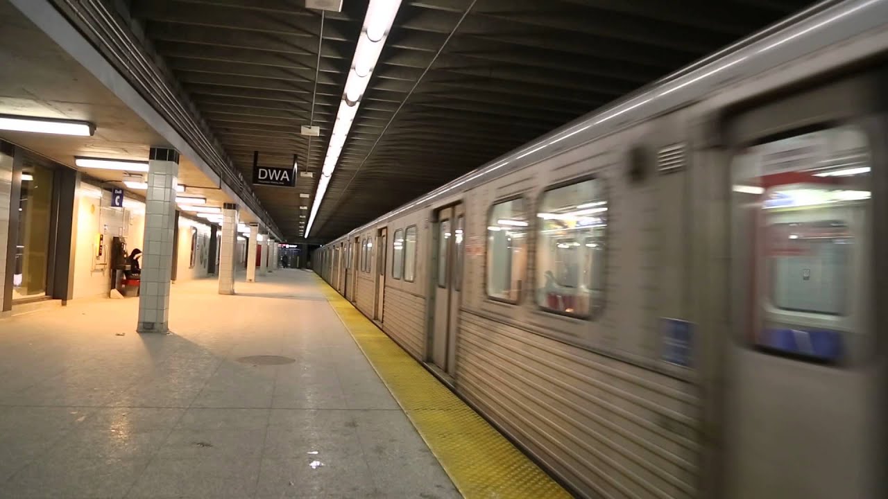 East End Toronto Subway Train Dead Head - YouTube