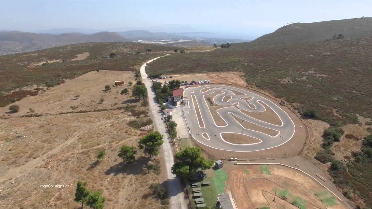 Fanatix Racing Track - YouTube