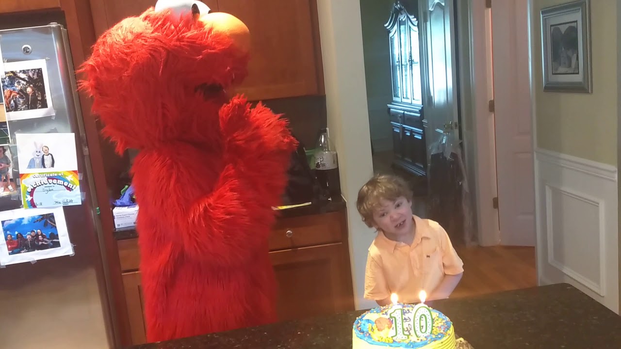 singing happy birthday with elmo - YouTube
