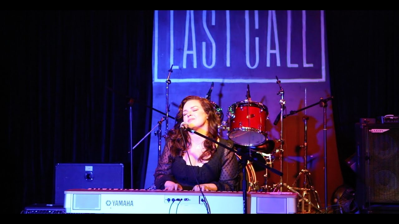 Abby Berman,-"In a Different Life" live at The Last Call - YouTube