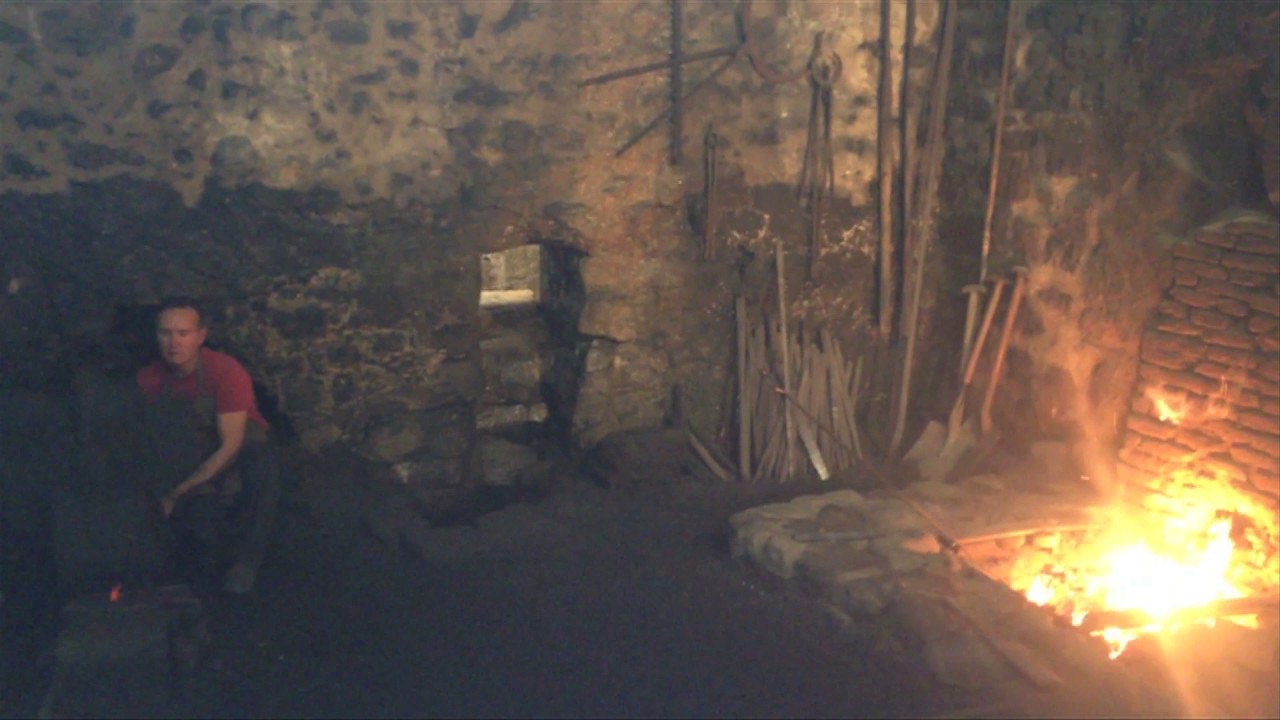 Martillo Pilon Ferreria El Pobal - YouTube