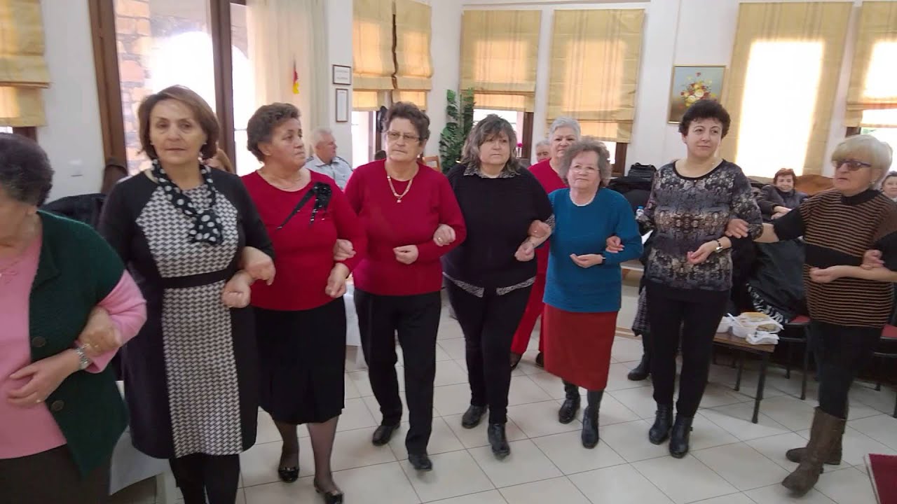 ΣΙΑΤΙΣΤΑ ΡΑΔΙΟ 95.7 FM Ο ΤΡΑΝΟΣ ΧΟΡΟΣ .. ΚΑΠΗ τραγουδι .. καθαρα ...