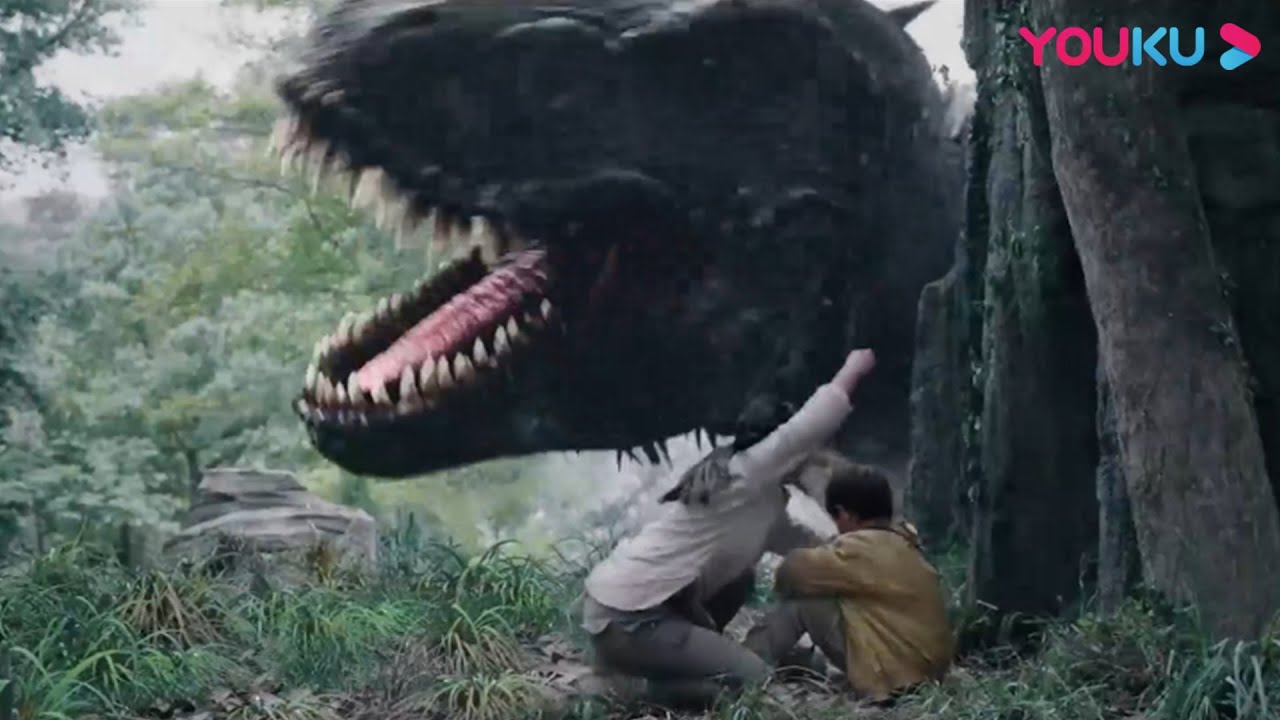 The snake saving the people from the dinosaur | Snake 3 | YOUKU MONSTER ...