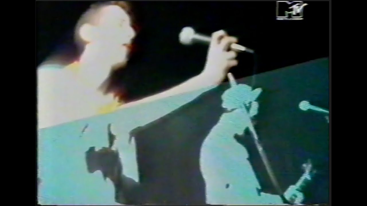 Carter USM - Sheriff Fatman 1990 performance - YouTube