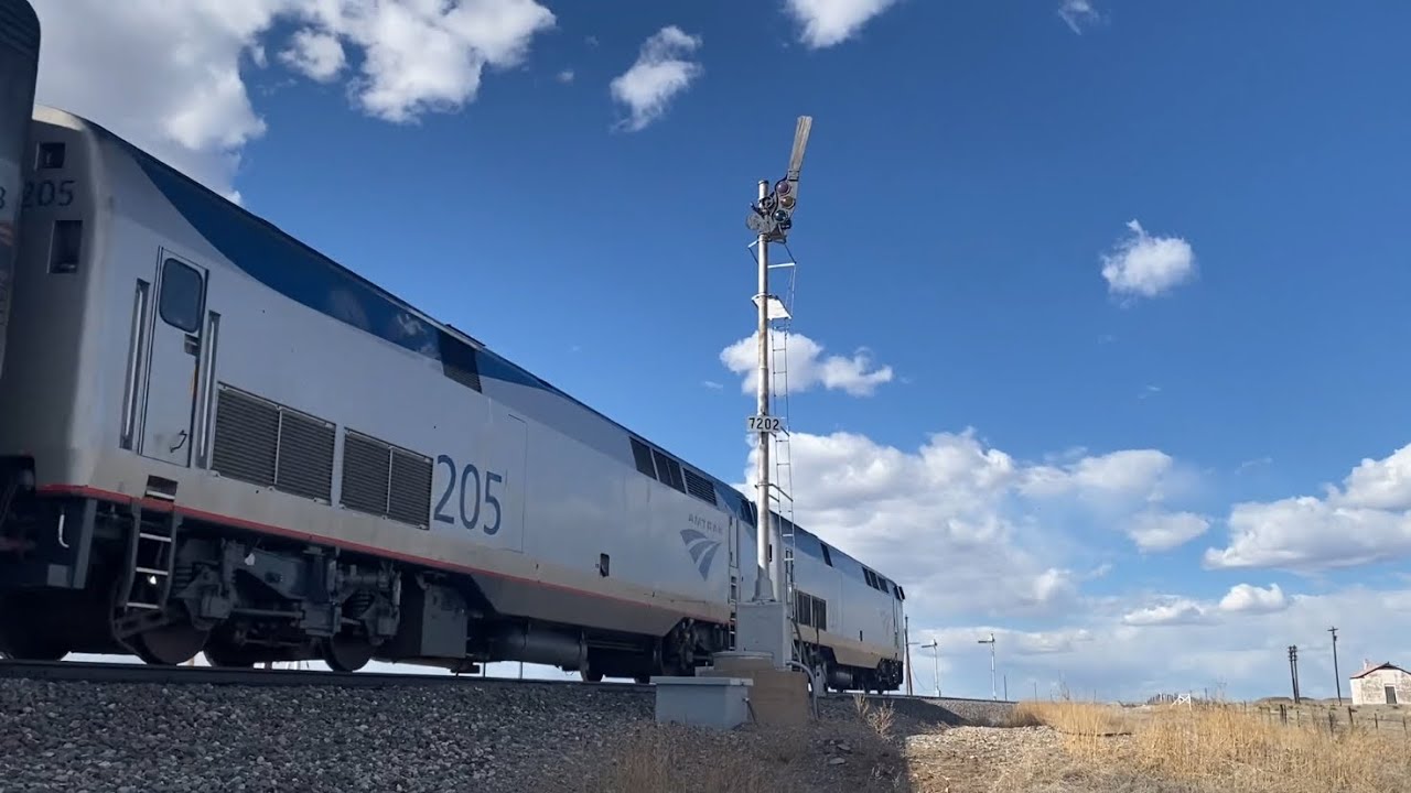 West Levy, NM Semaphore Railroad Signals w/ Amtrak’s "Southwest Chief ...