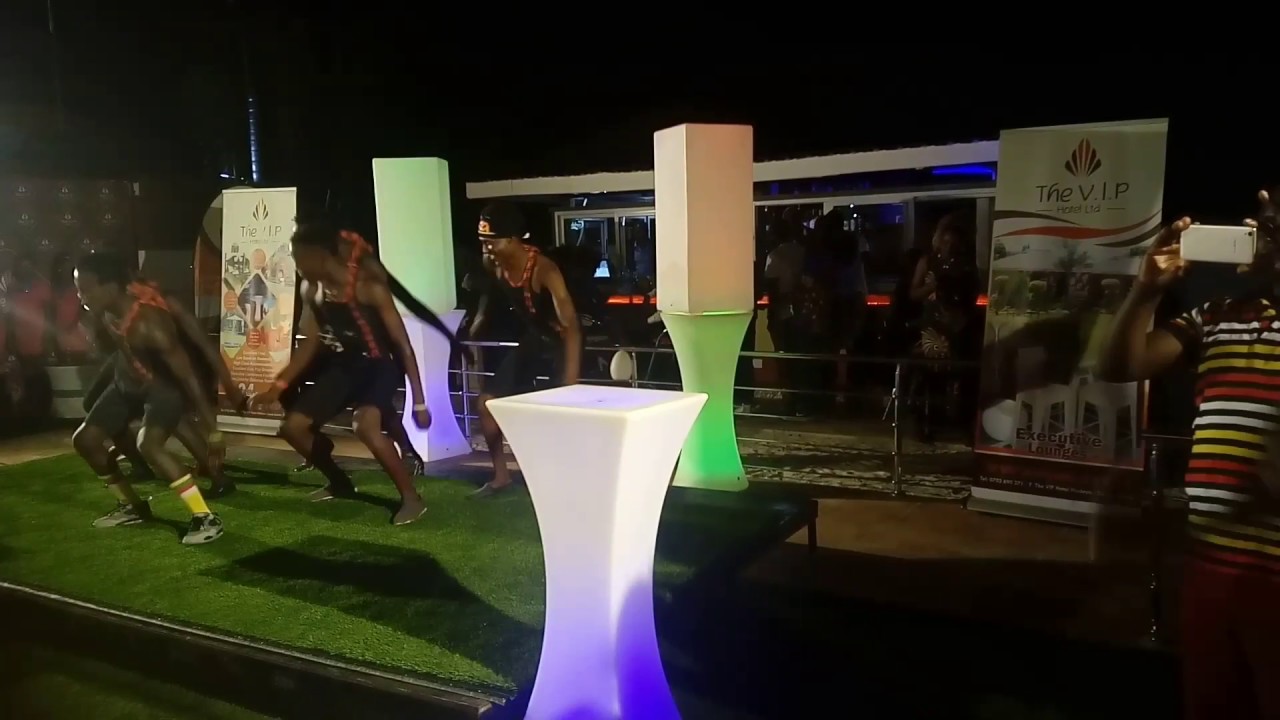 Citizen 10/10 about to go live at VIP hotel madeya! - YouTube
