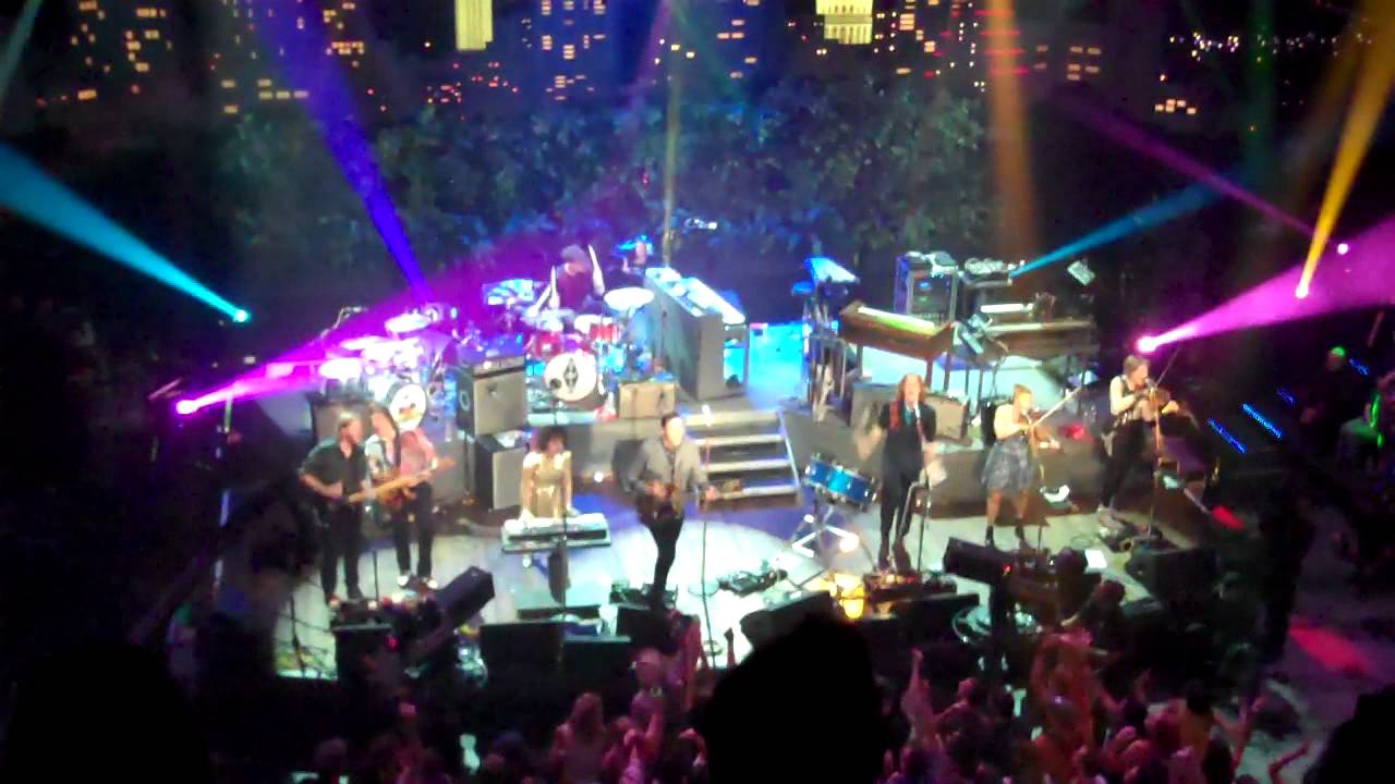 Arcade Fire - Wake Up live @ ACL Live Studio 2011 W Austin TX - YouTube