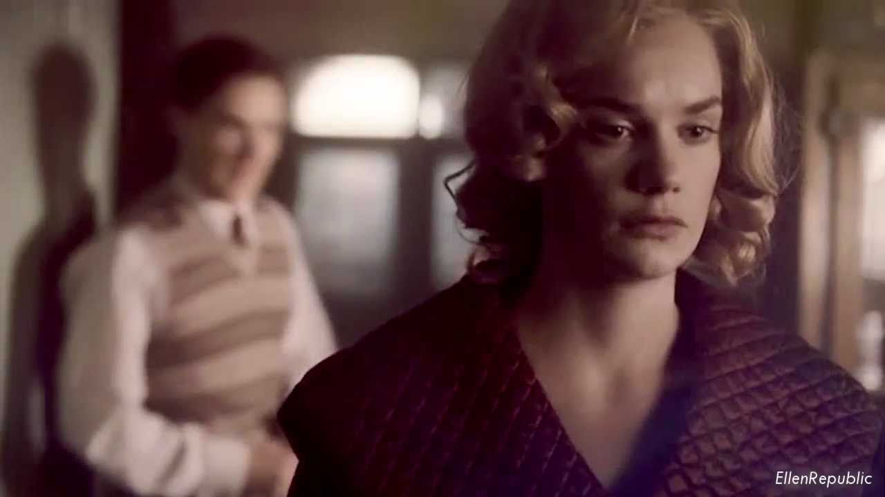 Benedict Cumberbatch as Bernard Bligh - A drop in the ocean - YouTube