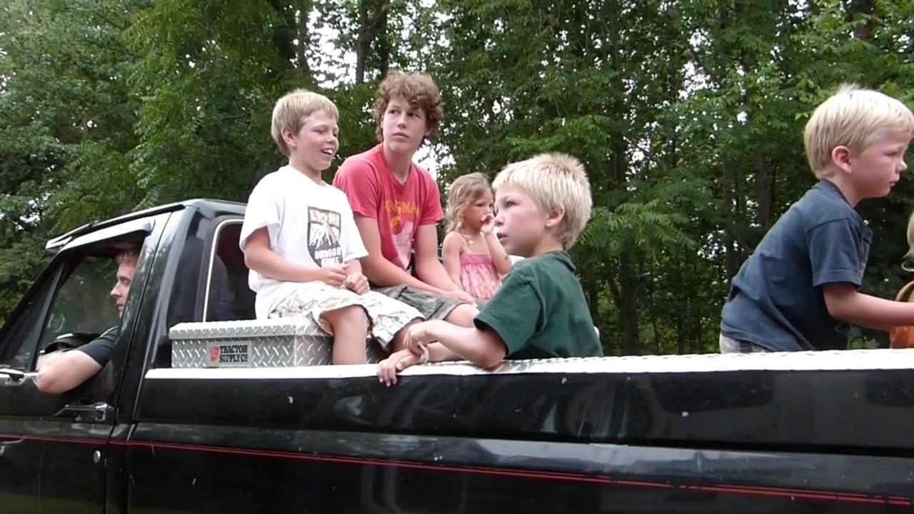 Epic RV Driving Fail - Idiots Block Traffic for Over 1 Hour! - YouTube