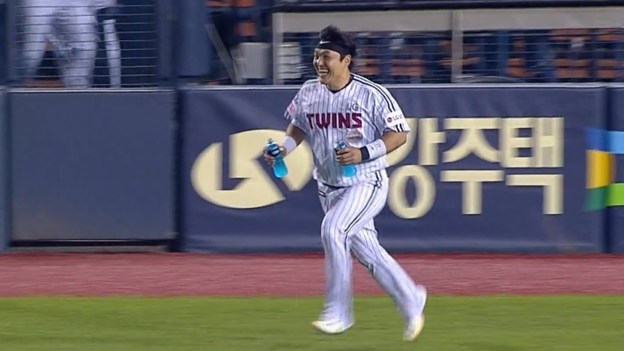 [롯데 vs LG] 롯데와의 접전! LG 끝내기 희생플라이!! | 4.17 | KBO 모먼트 | 야구 주요장면 - YouTube