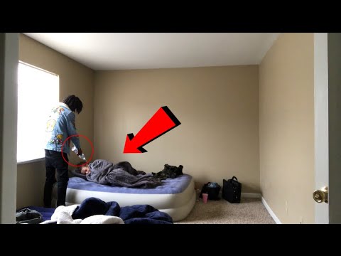 PEEING ON GIRLFRIEND FACE PRANK!!! (SHE CRIED)