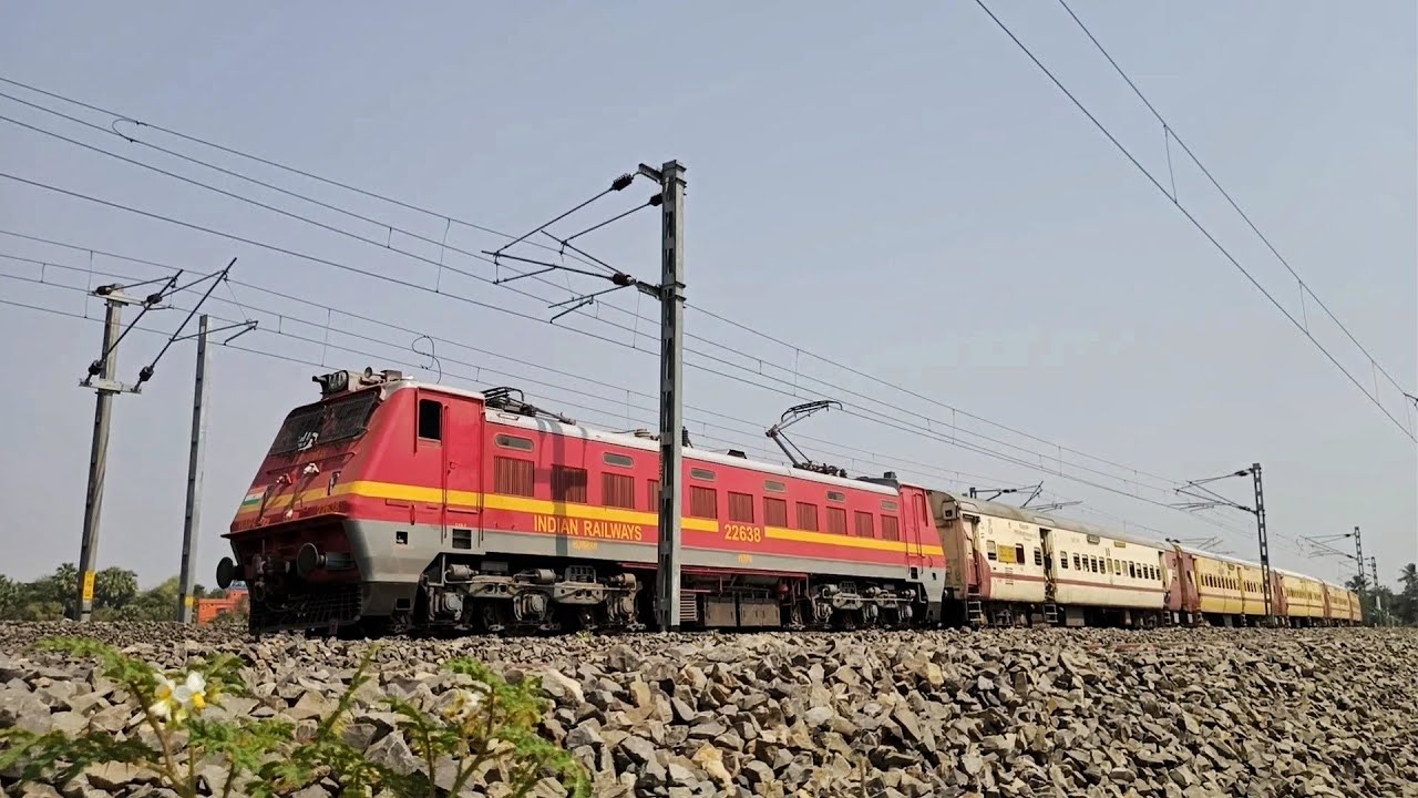 Red Monster HWH WAP-4 Leads Katwa-Azimganj Passenger Train || Indian ...