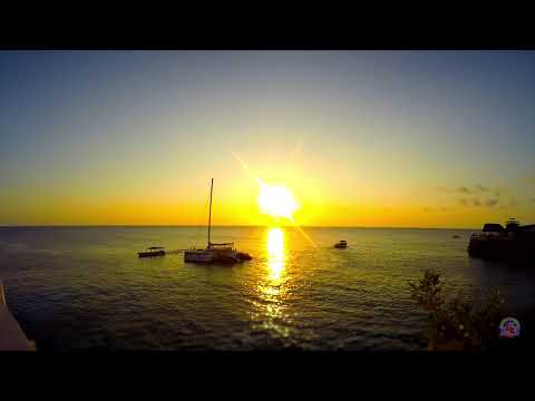 #jamaica #negril #timelapse Sunset timelapse on the Rick’s Cafe in Negril Jamaica