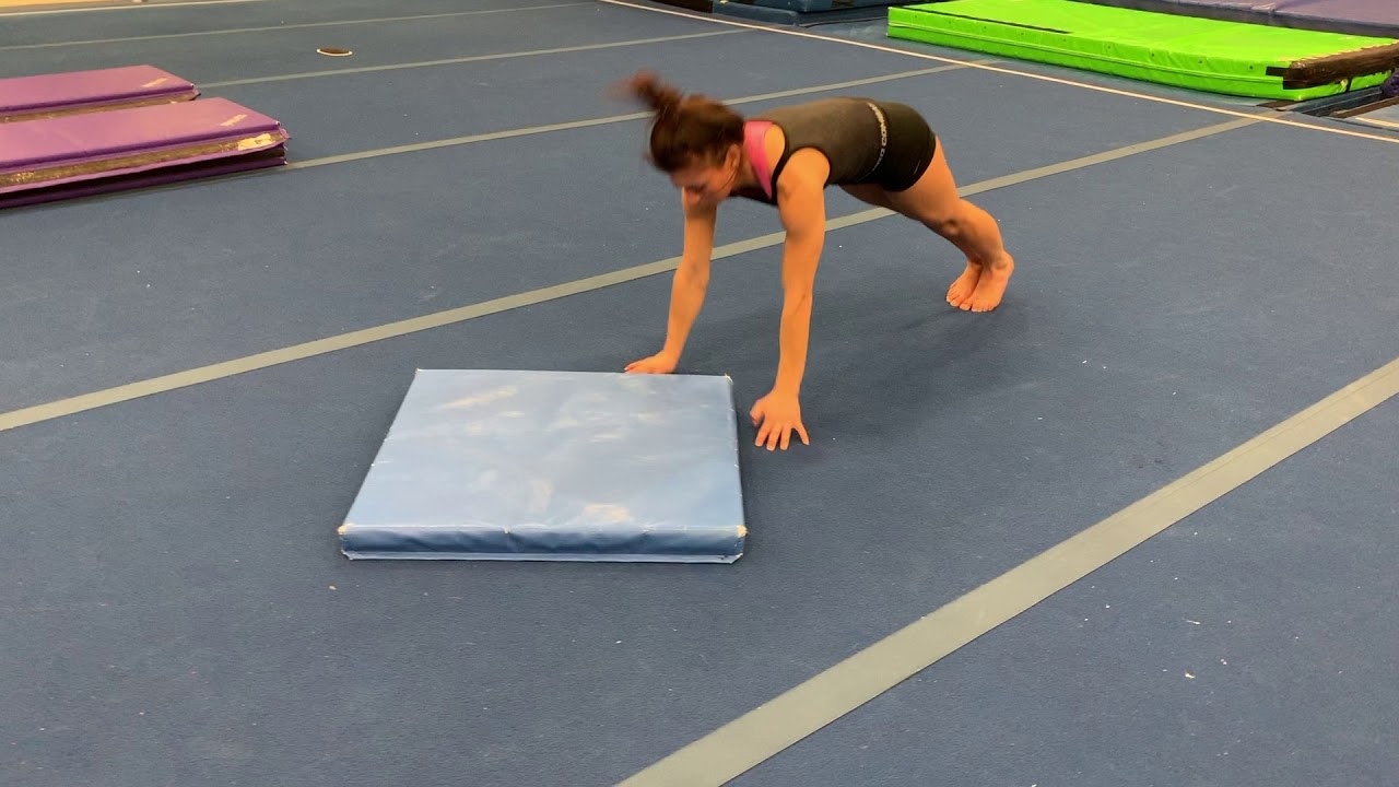 Upper Body Power Plate Hops - YouTube