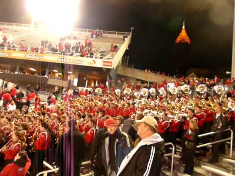 UGA Redcoat Band plays the Battle Hymn of the Bulldog Nation after the ...