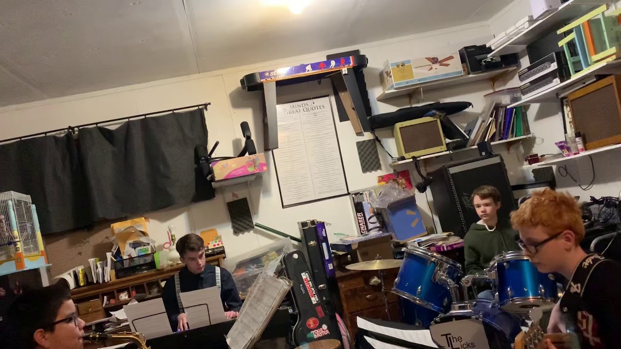 Feeling good by rick stitzel played by headstock - YouTube