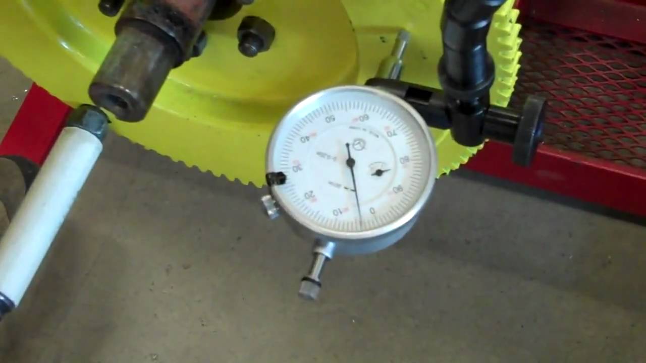 endplay axial runout.MP4 - YouTube