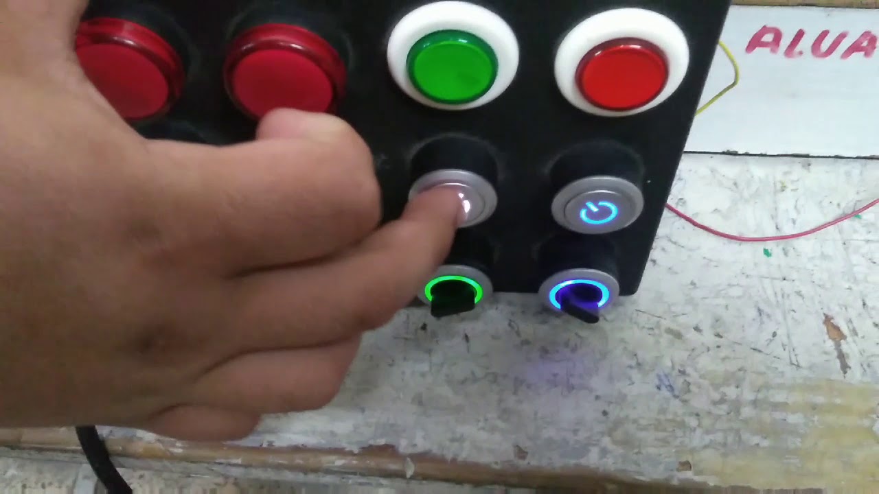 Como cablear el PLC, a Caja de botones y a un Sensor magnético - YouTube
